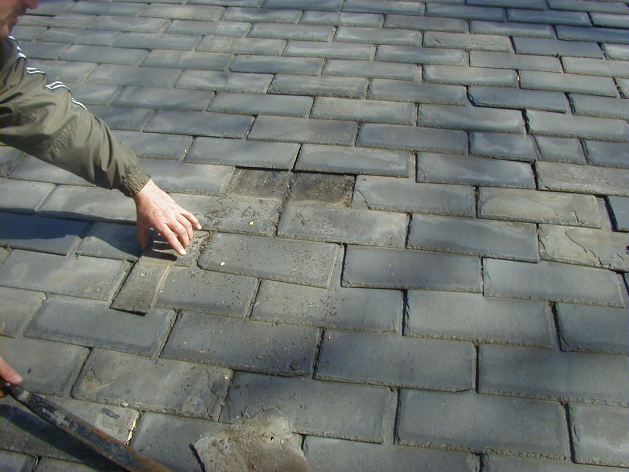 How to Repair a Slate Roof - Slateservice