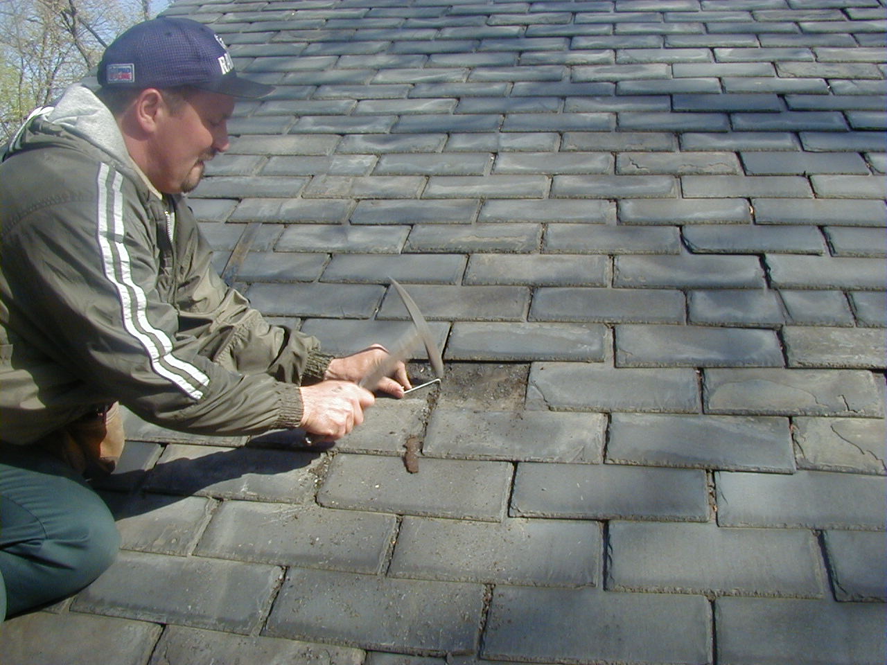 How to Repair a Slate Roof - Slateservice